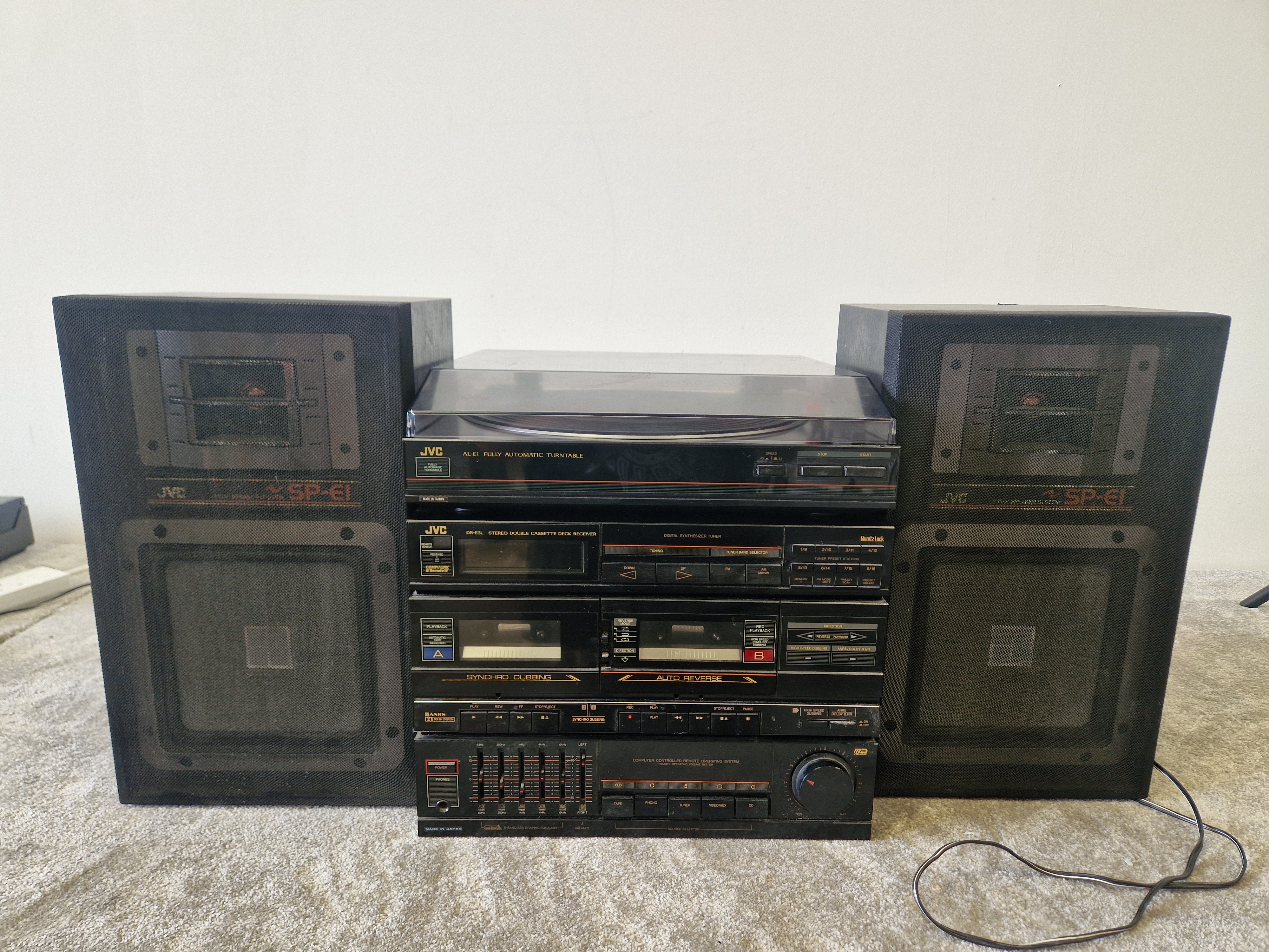 JVC Hi-Fi Amplifier, Double Cassette Deck, Turntable & SP-E1 Stereo Sp ...