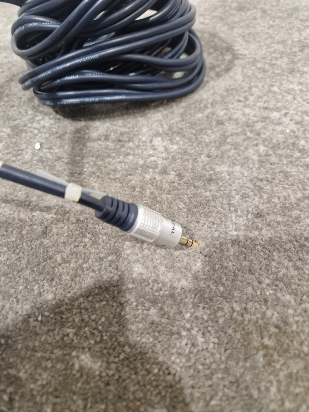 High Quality Dark Blue RCA TO 3.5mm Cable 12FT - Premium Audio Connect ...